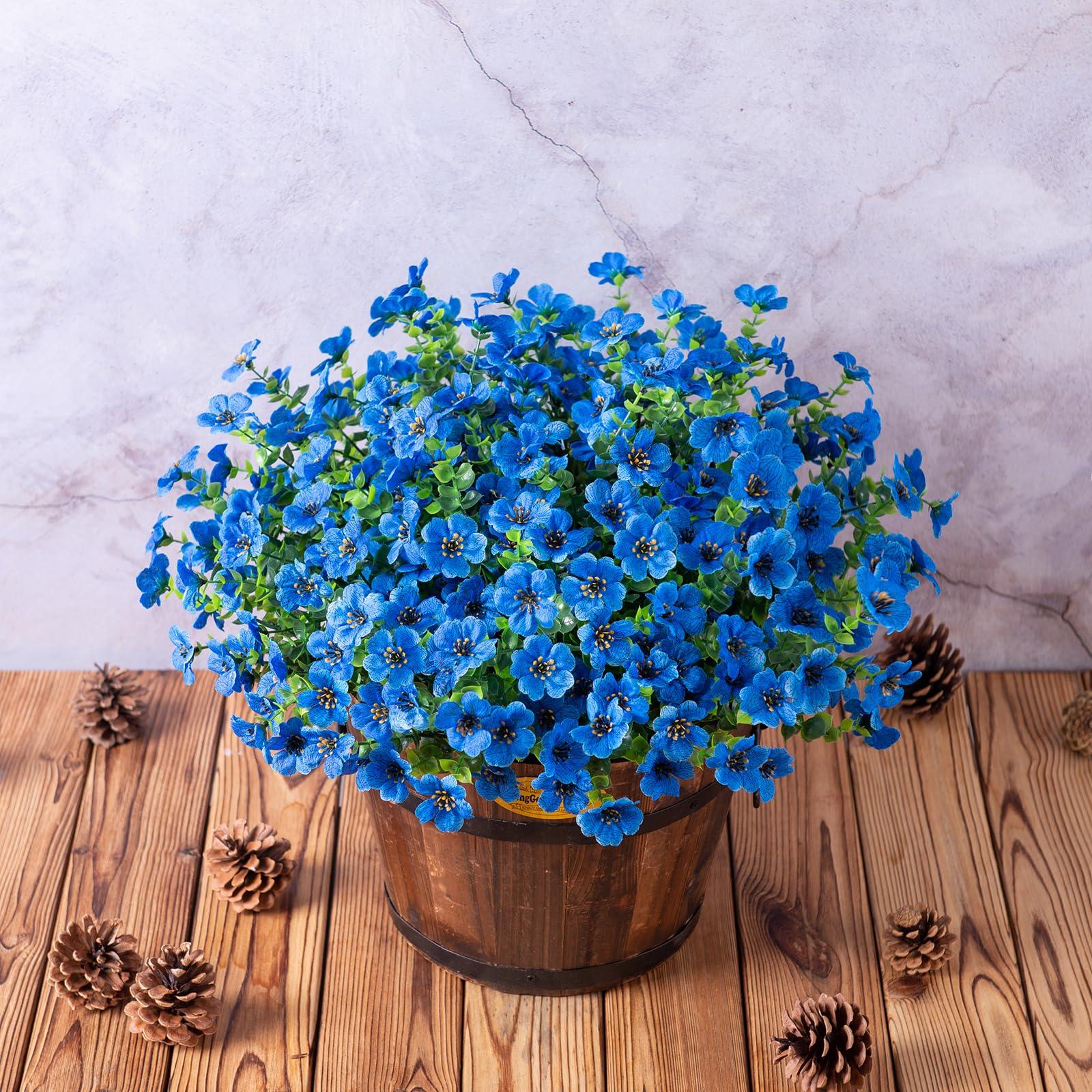 14" Silk Daisy with Eucalyptus 12 Bundles- Blue – HyeFlora